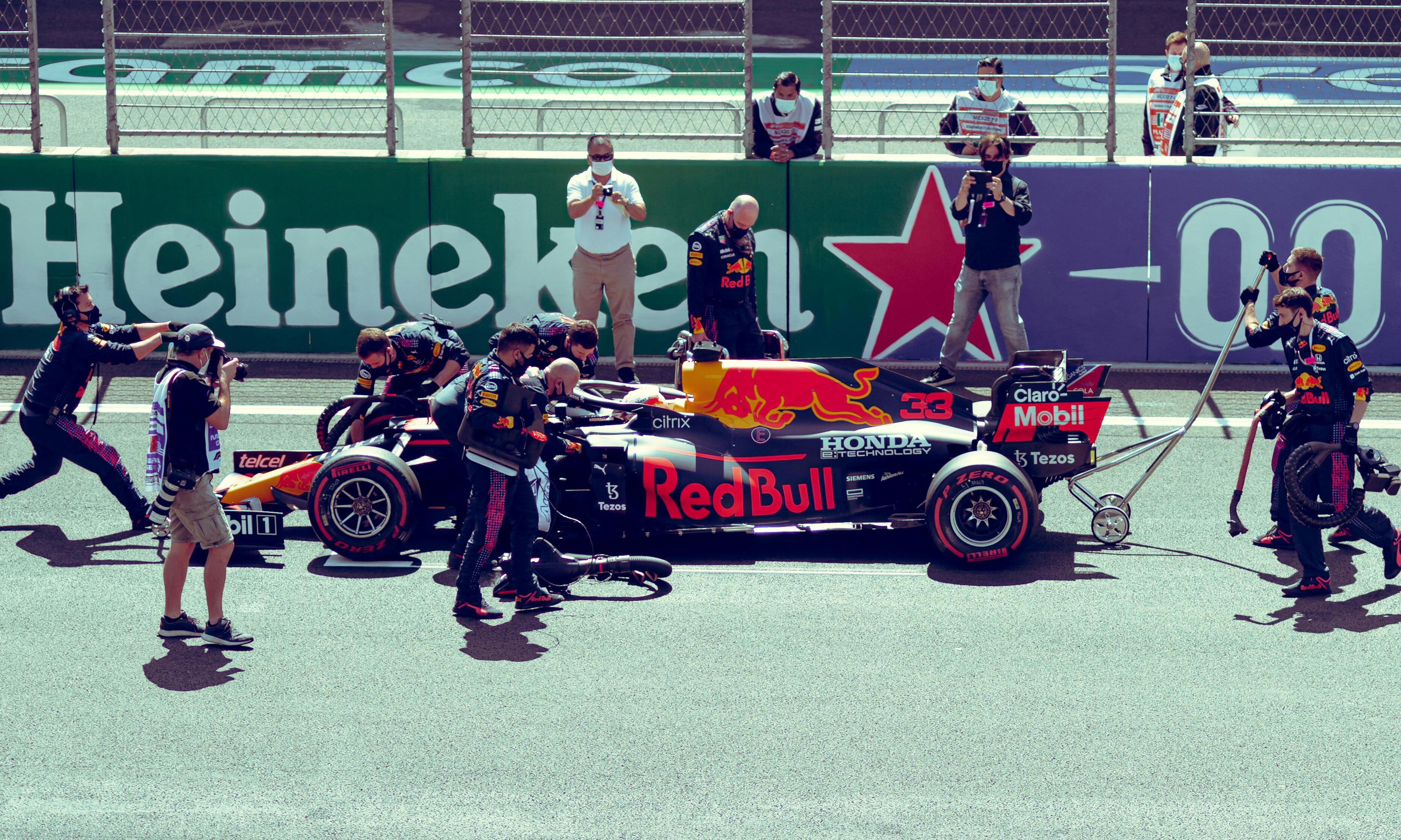 How Formula 1 World Champion keeps his head (and body) cool – BERTSCHAT ...